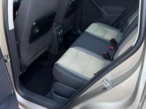 Brown Volkswagen Tiguan 2012 in Kretinga, with an engine capacity of 1.97 L and mileage of 283 thousand km for 7850 €, photo 21 on AUTOMOTO.COM.LV