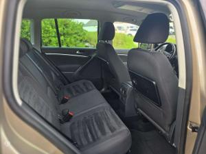 Brūns Volkswagen Tiguan 2012 Tauragė, ar dzinēja tilpumu 1.97 L un nobraukumu 310 tūkst. km par 6900 €, foto 9 vietnē AUTOMOTO.COM.LV