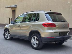 Brown Volkswagen Tiguan 2012 in Silute, with an engine capacity of 1.97 L and mileage of 330 thousand km for 5700 €, photo 12 on AUTOMOTO.COM.LV