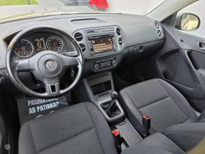 Brown Volkswagen Tiguan 2012 in Silute, with an engine capacity of 1.97 L and mileage of 330 thousand km for 5700 €, photo 13 on AUTOMOTO.COM.LV