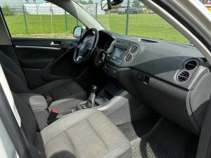 Brūns Volkswagen Tiguan 2012 Saldus, ar dzinēja tilpumu 2.00 L un nobraukumu 279 tūkst. km par 8890 €, foto 10 vietnē AUTOMOTO.COM.LV