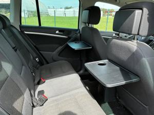 Brūns Volkswagen Tiguan 2012 Saldus, ar dzinēja tilpumu 2.00 L un nobraukumu 279 tūkst. km par 8890 €, foto 15 vietnē AUTOMOTO.COM.LV