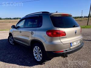 Brown Volkswagen Tiguan 2012 in Talsi, with an engine capacity of 2.00 L and mileage of 312 thousand km for 6999 €, photo 6 on AUTOMOTO.COM.LV