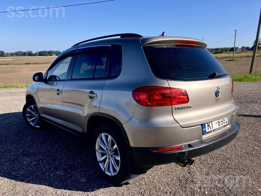 Brown Volkswagen Tiguan 2012 in Talsi, with an engine capacity of 2.00 L and mileage of 312 thousand km for 6999 €, photo 6 on AUTOMOTO.COM.LV