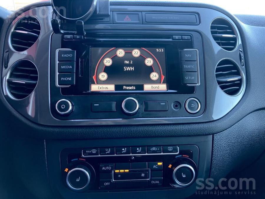 Brown Volkswagen Tiguan 2012 in Talsi, with an engine capacity of 2.00 L and mileage of 312 thousand km for 6999 €, photo 14 on AUTOMOTO.COM.LV