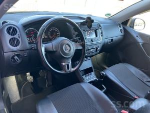 Brown Volkswagen Tiguan 2012 in Talsi, with an engine capacity of 2.00 L and mileage of 312 thousand km for 6999 €, photo 15 on AUTOMOTO.COM.LV