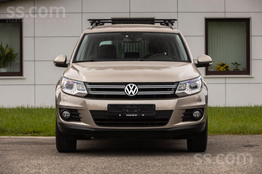Brūns Volkswagen Tiguan 2012 Jelgava, ar dzinēja tilpumu 2.00 L un nobraukumu 174 tūkst. km par 10999 €, foto 1 vietnē AUTOMOTO.COM.LV