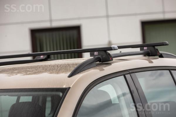 Volkswagen Tiguan 2012 in Jelgava on AUTOMOTO.COM.LV Brown Volkswagen Tiguan 2012 in Jelgava, with an engine capacity of 2.00 L and mileage of 174 thousand km for 10999 €, photo 5 on AUTOMOTO.COM.LV
