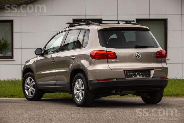 Volkswagen Tiguan 2012 in Jelgava on AUTOMOTO.COM.LV Brown Volkswagen Tiguan 2012 in Jelgava, with an engine capacity of 2.00 L and mileage of 174 thousand km for 10999 €, photo 9 on AUTOMOTO.COM.LV