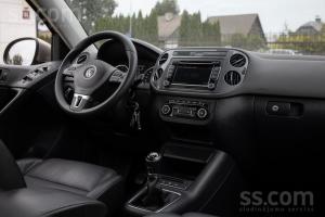 Brūns Volkswagen Tiguan 2012 Jelgava, ar dzinēja tilpumu 2.00 L un nobraukumu 174 tūkst. km par 10999 €, foto 12 vietnē AUTOMOTO.COM.LV