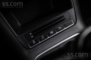 Brūns Volkswagen Tiguan 2012 Jelgava, ar dzinēja tilpumu 2.00 L un nobraukumu 174 tūkst. km par 10999 €, foto 22 vietnē AUTOMOTO.COM.LV