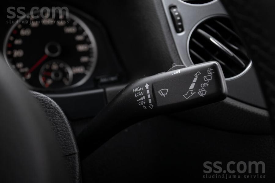 Brūns Volkswagen Tiguan 2012 Jelgava, ar dzinēja tilpumu 2.00 L un nobraukumu 174 tūkst. km par 10999 €, foto 30 vietnē AUTOMOTO.COM.LV