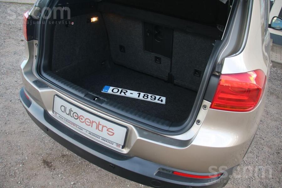 Brown Volkswagen Tiguan 2012 in Tukums, with an engine capacity of 1.40 L and mileage of 148 thousand km for 9358 €, photo 13 on AUTOMOTO.COM.LV