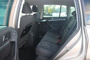 Brown Volkswagen Tiguan 2012 in Tukums, with an engine capacity of 1.40 L and mileage of 148 thousand km for 9358 €, photo 14 on AUTOMOTO.COM.LV