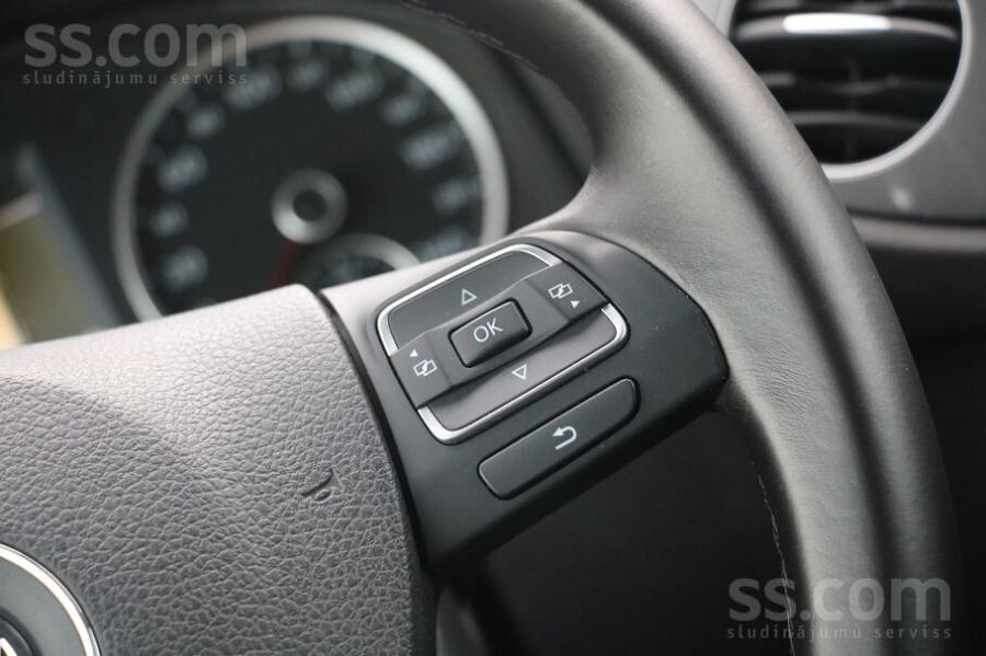 Brown Volkswagen Tiguan 2012 in Tukums, with an engine capacity of 1.40 L and mileage of 148 thousand km for 9358 €, photo 22 on AUTOMOTO.COM.LV