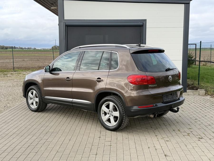 Brūns Volkswagen Tiguan 2012 Kauņa, ar dzinēja tilpumu 2.00 L un nobraukumu 275 tūkst. km par 7499 €, foto 5 vietnē AUTOMOTO.COM.LV