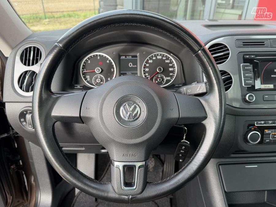 Brūns Volkswagen Tiguan 2012 Kauņa, ar dzinēja tilpumu 2.00 L un nobraukumu 275 tūkst. km par 7499 €, foto 19 vietnē AUTOMOTO.COM.LV