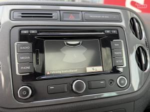 Brūns Volkswagen Tiguan 2012 Kauņa, ar dzinēja tilpumu 2.00 L un nobraukumu 275 tūkst. km par 7499 €, foto 21 vietnē AUTOMOTO.COM.LV