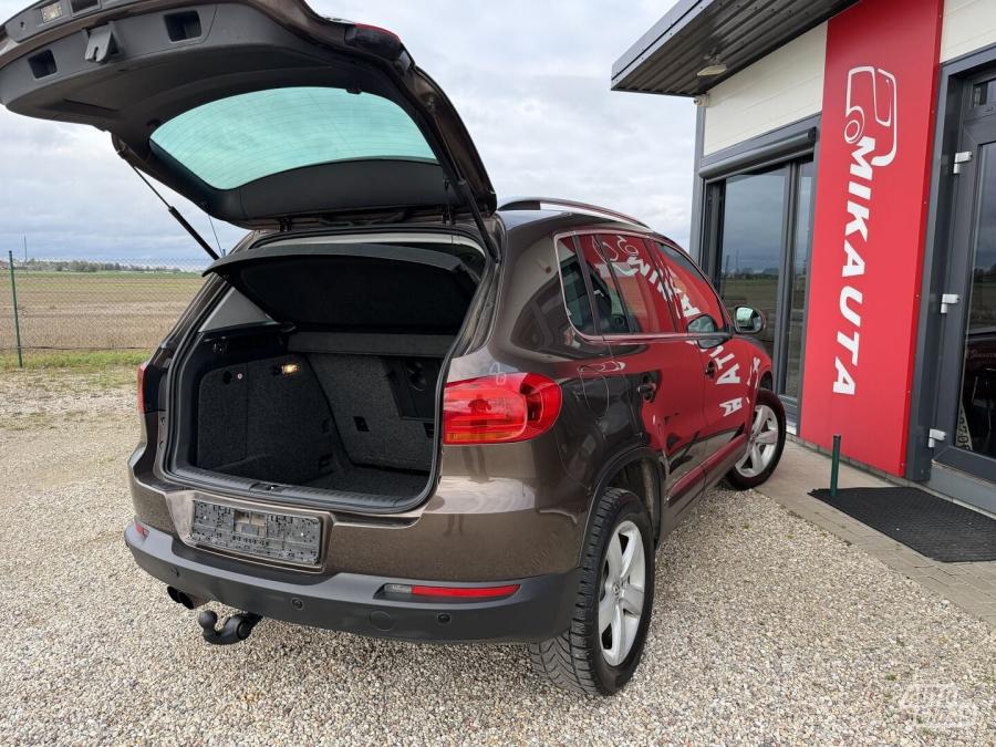 Brūns Volkswagen Tiguan 2012 Kauņa, ar dzinēja tilpumu 2.00 L un nobraukumu 275 tūkst. km par 7499 €, foto 30 vietnē AUTOMOTO.COM.LV