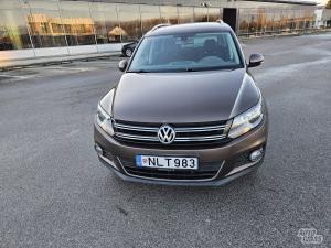 Brown Volkswagen Tiguan 2013 in Panevezys, with an engine capacity of 2.00 L and mileage of 282 thousand km for 6800 €, photo 2 on AUTOMOTO.COM.LV