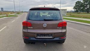 Brūns Volkswagen Tiguan 2013 Marijampole, ar dzinēja tilpumu 1.97 L un nobraukumu 300 tūkst. km par 7990 €, foto 6 vietnē AUTOMOTO.COM.LV