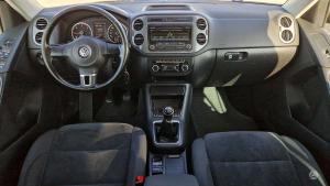 Brūns Volkswagen Tiguan 2013 Marijampole, ar dzinēja tilpumu 1.97 L un nobraukumu 300 tūkst. km par 7990 €, foto 26 vietnē AUTOMOTO.COM.LV