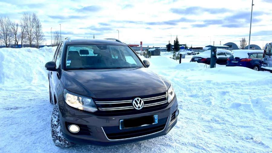 Brown Volkswagen Tiguan 2013 in Taurage, with an engine capacity of 1.97 L and mileage of 88 thousand km for 8500 €, photo 3 on AUTOMOTO.COM.LV
