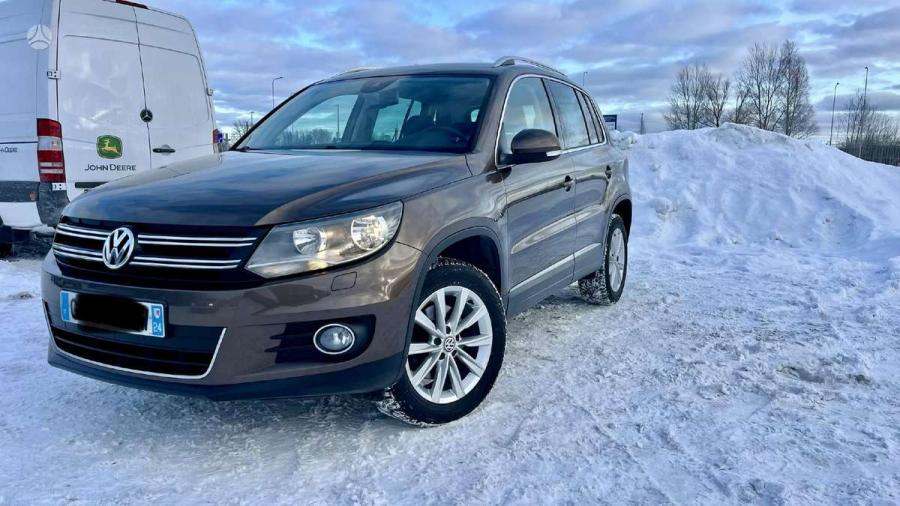 Brown Volkswagen Tiguan 2013 in Taurage, with an engine capacity of 1.97 L and mileage of 88 thousand km for 8500 €, photo 16 on AUTOMOTO.COM.LV