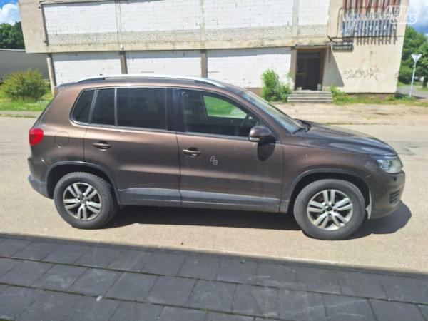 Brūns Volkswagen Tiguan 2013 Ignalina, ar dzinēja tilpumu 2.00 L un nobraukumu 295 tūkst. km par 4450 €, foto 2 vietnē AUTOMOTO.COM.LV