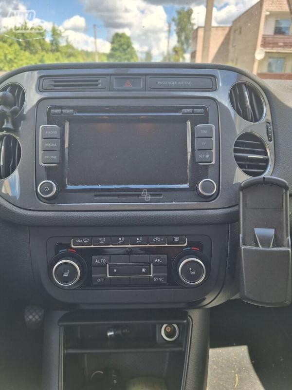 Brūns Volkswagen Tiguan 2013 Ignalina, ar dzinēja tilpumu 2.00 L un nobraukumu 295 tūkst. km par 4450 €, foto 10 vietnē AUTOMOTO.COM.LV