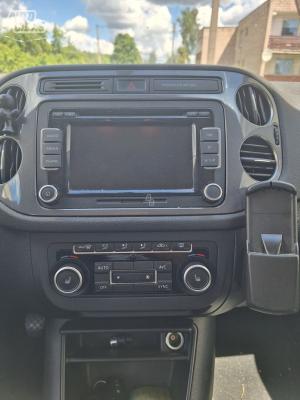 Brūns Volkswagen Tiguan 2013 Ignalina, ar dzinēja tilpumu 2.00 L un nobraukumu 295 tūkst. km par 4450 €, foto 11 vietnē AUTOMOTO.COM.LV