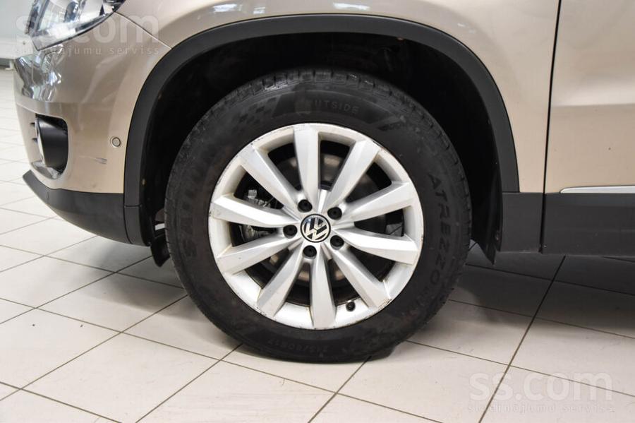 Brūns Volkswagen Tiguan 2013 Rīga, ar dzinēja tilpumu 1.40 L un nobraukumu 166 tūkst. km par 7990 €, foto 12 vietnē AUTOMOTO.COM.LV
