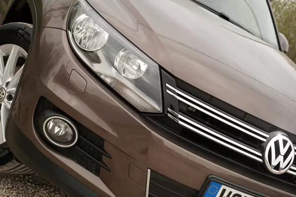 Brown Volkswagen Tiguan 2013 in Riga, with an engine capacity of 2.00 L and mileage of 154 thousand km for 12700 €, photo 1 on AUTOMOTO.COM.LV