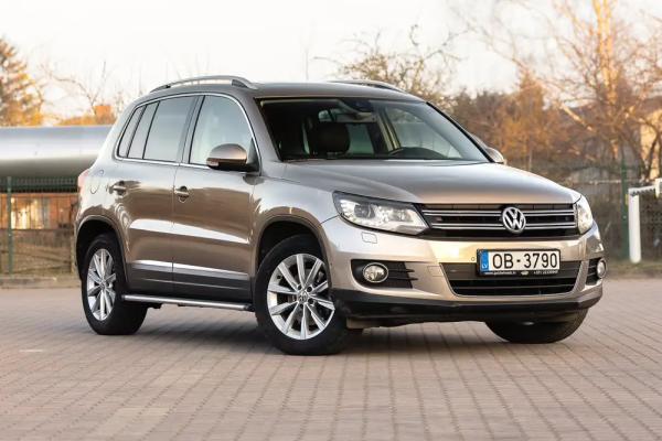 Brūns Volkswagen Tiguan 2013 Jelgava, ar dzinēja tilpumu 2.00 L un nobraukumu 267 tūkst. km par 11900 €, foto 2 vietnē AUTOMOTO.COM.LV