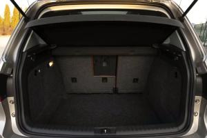 Brown Volkswagen Tiguan 2013 in Jelgava, with an engine capacity of 2.00 L and mileage of 267 thousand km for 11900 €, photo 21 on AUTOMOTO.COM.LV