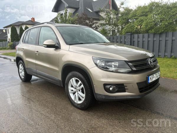Brūns Volkswagen Tiguan 2013 Rīga, ar dzinēja tilpumu 1.40 L un nobraukumu 240 tūkst. km par 9300 €, foto 3 vietnē AUTOMOTO.COM.LV