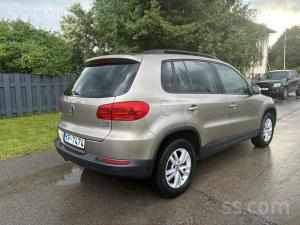 Brūns Volkswagen Tiguan 2013 Rīga, ar dzinēja tilpumu 1.40 L un nobraukumu 240 tūkst. km par 9300 €, foto 6 vietnē AUTOMOTO.COM.LV