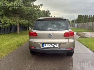 Brūns Volkswagen Tiguan 2013 Rīga, ar dzinēja tilpumu 1.40 L un nobraukumu 240 tūkst. km par 9300 €, foto 7 vietnē AUTOMOTO.COM.LV