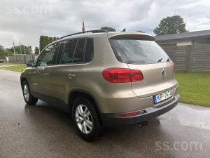 Brūns Volkswagen Tiguan 2013 Rīga, ar dzinēja tilpumu 1.40 L un nobraukumu 240 tūkst. km par 9300 €, foto 8 vietnē AUTOMOTO.COM.LV