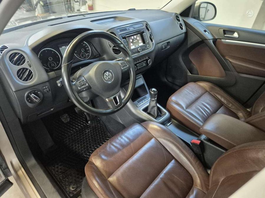 Brūns Volkswagen Tiguan 2013 Raseiniai, ar dzinēja tilpumu 1.97 L un nobraukumu 241 tūkst. km par 8400 €, foto 13 vietnē AUTOMOTO.COM.LV