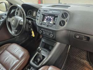 Brūns Volkswagen Tiguan 2013 Raseiniai, ar dzinēja tilpumu 1.97 L un nobraukumu 241 tūkst. km par 8400 €, foto 18 vietnē AUTOMOTO.COM.LV