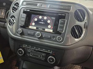 Brūns Volkswagen Tiguan 2013 Raseiniai, ar dzinēja tilpumu 1.97 L un nobraukumu 241 tūkst. km par 8400 €, foto 20 vietnē AUTOMOTO.COM.LV