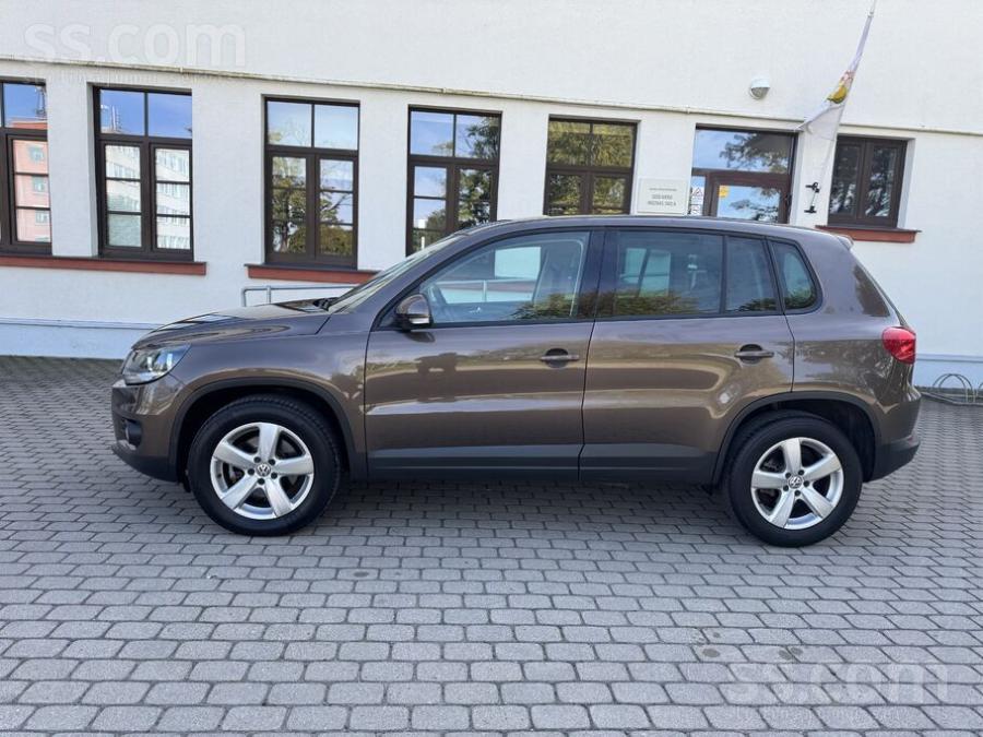Brūns Volkswagen Tiguan 2013 Jelgava, ar dzinēja tilpumu 2.00 L un nobraukumu 244 tūkst. km par 8900 €, foto 4 vietnē AUTOMOTO.COM.LV