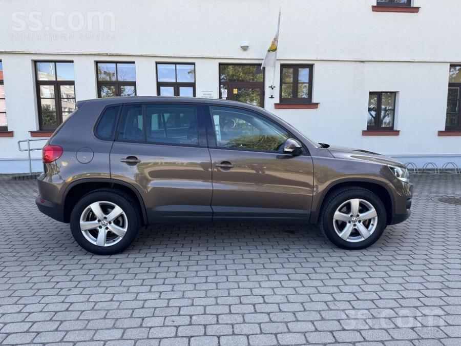 Brūns Volkswagen Tiguan 2013 Jelgava, ar dzinēja tilpumu 2.00 L un nobraukumu 244 tūkst. km par 8900 €, foto 5 vietnē AUTOMOTO.COM.LV