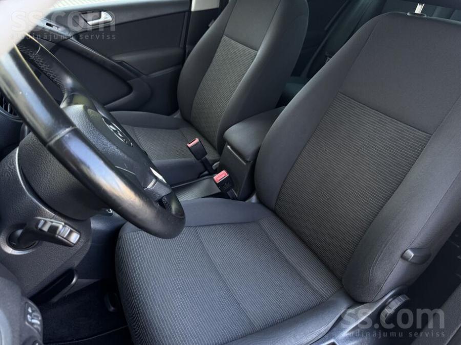 Brūns Volkswagen Tiguan 2013 Jelgava, ar dzinēja tilpumu 2.00 L un nobraukumu 244 tūkst. km par 8900 €, foto 13 vietnē AUTOMOTO.COM.LV