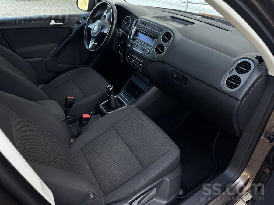 Brūns Volkswagen Tiguan 2013 Jelgava, ar dzinēja tilpumu 2.00 L un nobraukumu 244 tūkst. km par 8900 €, foto 15 vietnē AUTOMOTO.COM.LV