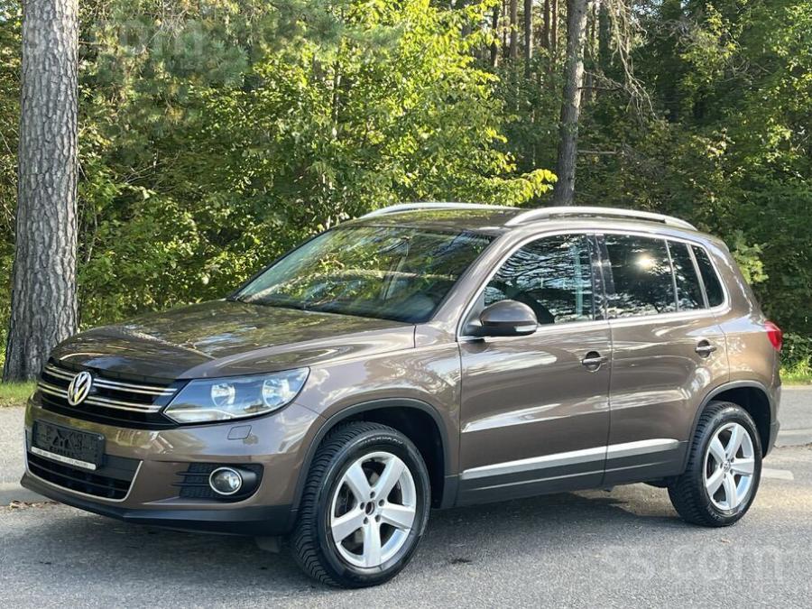 Brūns Volkswagen Tiguan 2013 Valmiera, ar dzinēja tilpumu 2.00 L un nobraukumu 0 tūkst. km par 9800 €, foto 1 vietnē AUTOMOTO.COM.LV