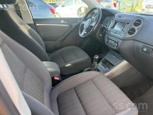 Brūns Volkswagen Tiguan 2013 Valmiera, ar dzinēja tilpumu 2.00 L un nobraukumu 0 tūkst. km par 9800 €, foto 11 vietnē AUTOMOTO.COM.LV