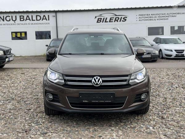 Volkswagen Tiguan 2013 Utena vietnē Brūns Volkswagen Tiguan 2013 Utena, ar dzinēja tilpumu 1.97 L un nobraukumu 288 tūkst. km par 7990 €, foto 5 vietnē AUTOMOTO.COM.LV