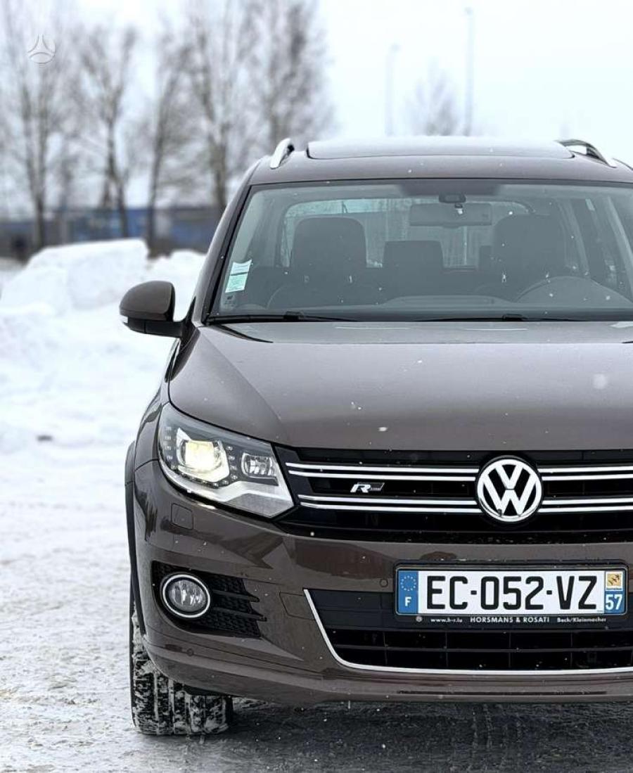 Brown Volkswagen Tiguan 2014 in Taurage, with an engine capacity of 1.97 L and mileage of 225 thousand km for 10400 €, photo 4 on AUTOMOTO.COM.LV